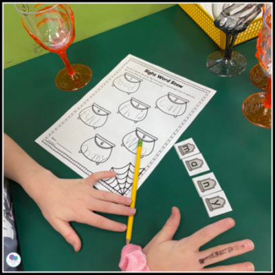 8 Elementary Classroom Halloween Party Ideas Kids Will Love ...
